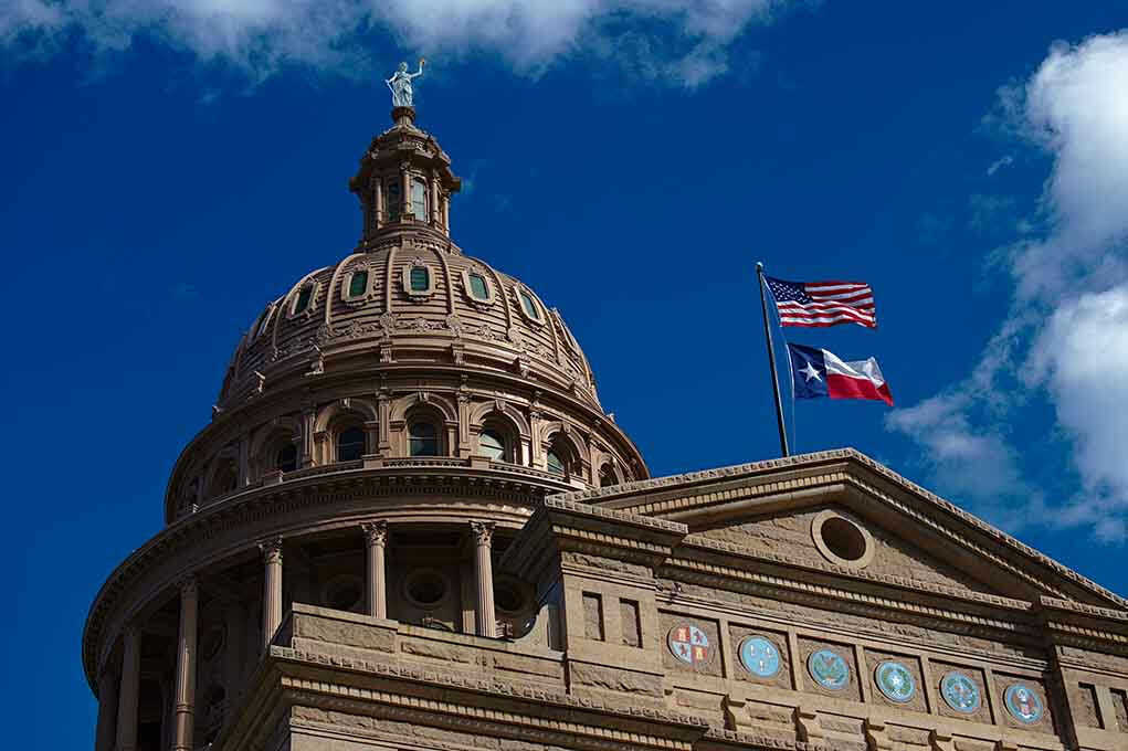 Texas DEFIES Supreme Court – What THEY’RE Mandating! | True Trend News